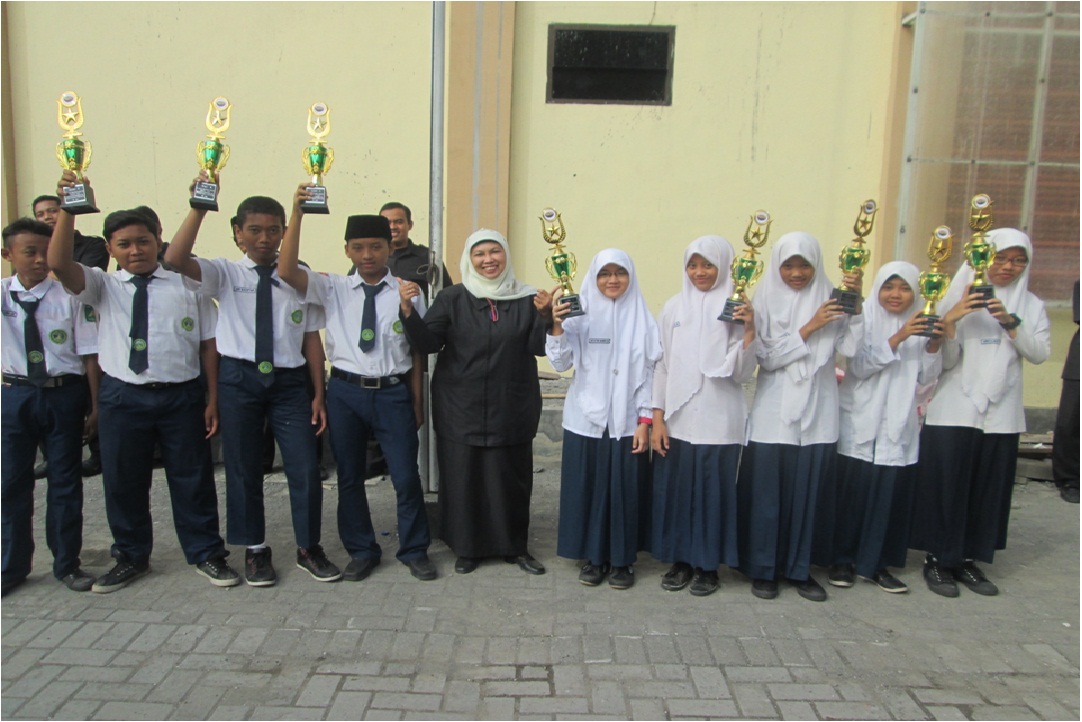 PRESTASI - SMP YPM 1 Taman